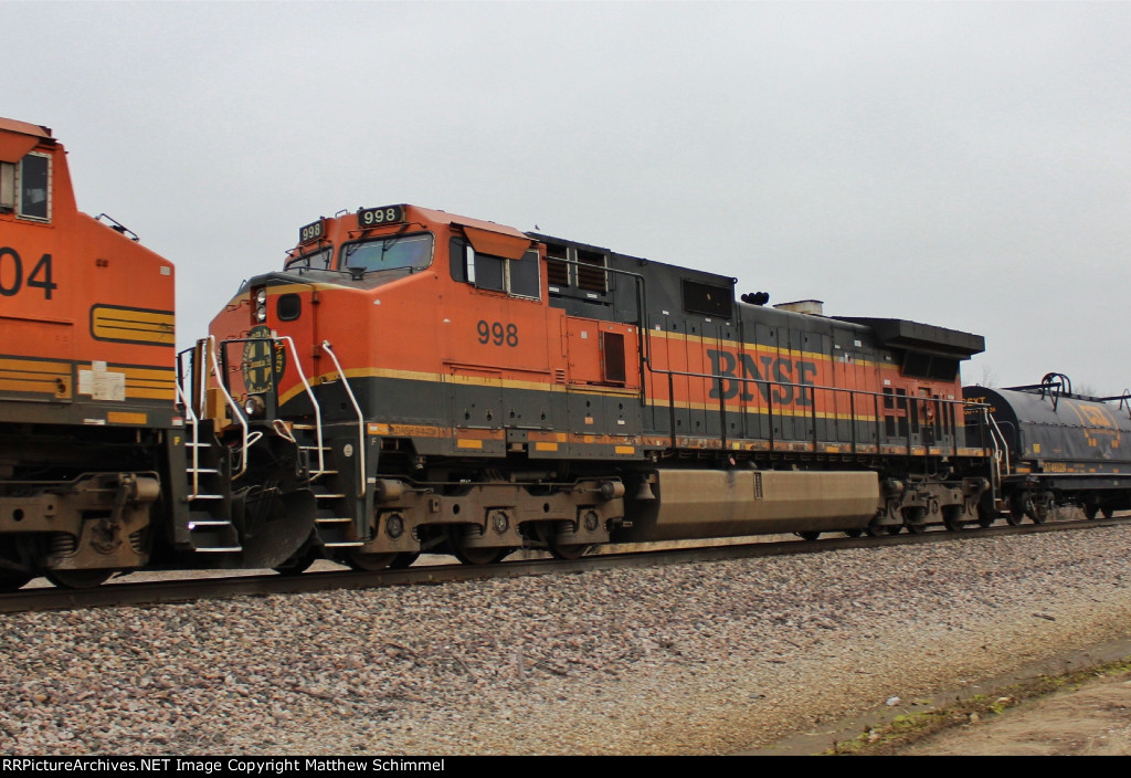 BNSF 998